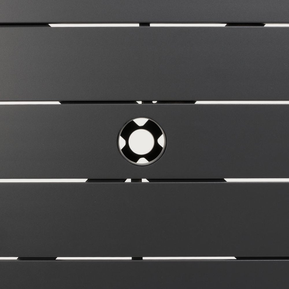 Venus Outdoor Round Dining Table - W120 | Target Furniture NZ