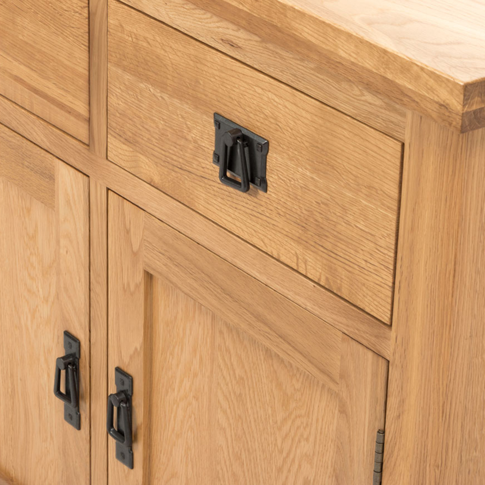 Oakland Small Buffet | Target Furniture NZ